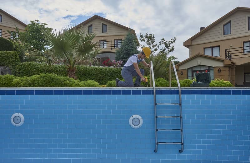 7 Pool Renovation Ideas That Will Spruce Up Your Orlando Business